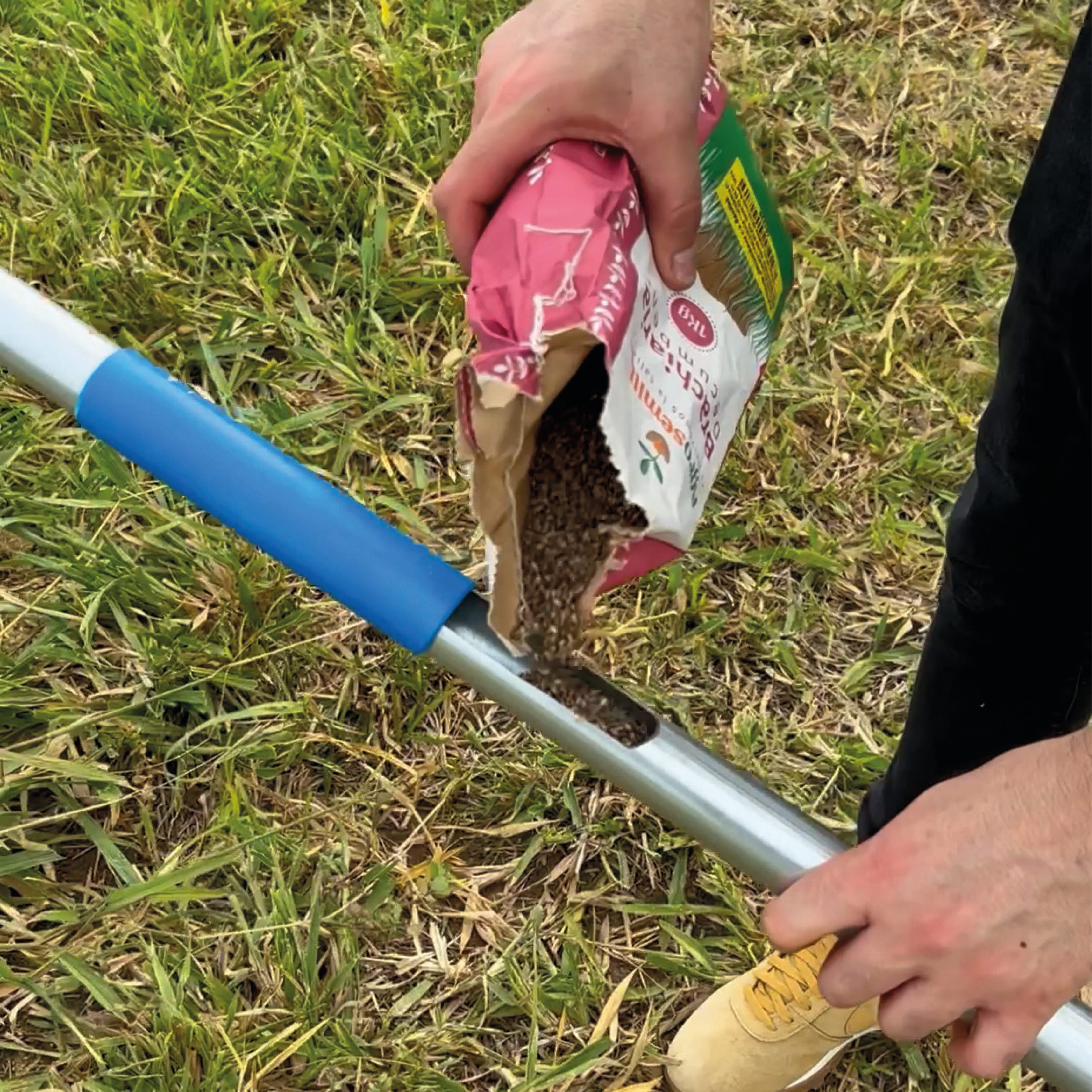 Sembrador de Pasto Recatón Agrofácil